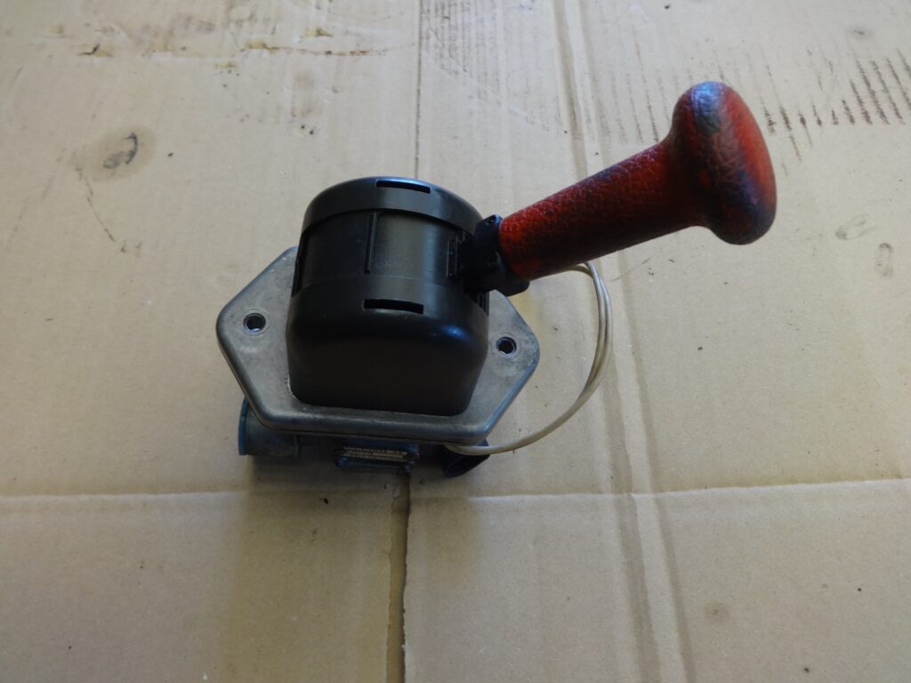 Valvola freno Wabco 9617230070 - Ricci Giorgio Ricambi Industriali