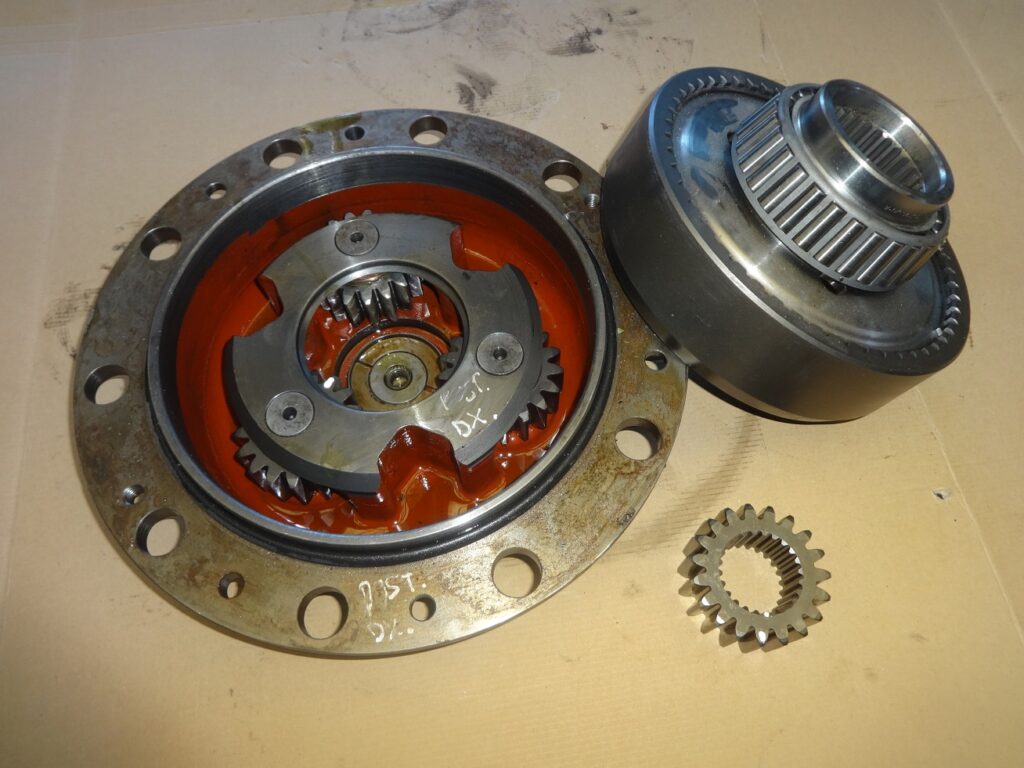 Riduttore ruota MPM Padova - Ricci Giorgio Ricambi Industriali