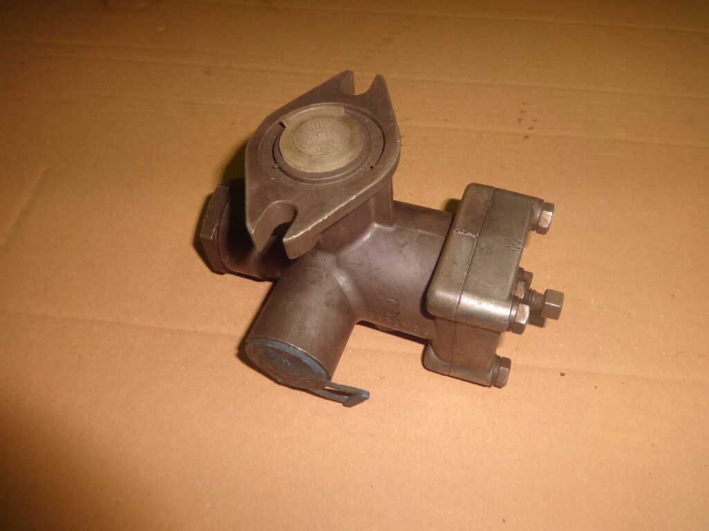 Valvola Knorr Bremse DB1132 - Ricci Giorgio Ricambi Industriali